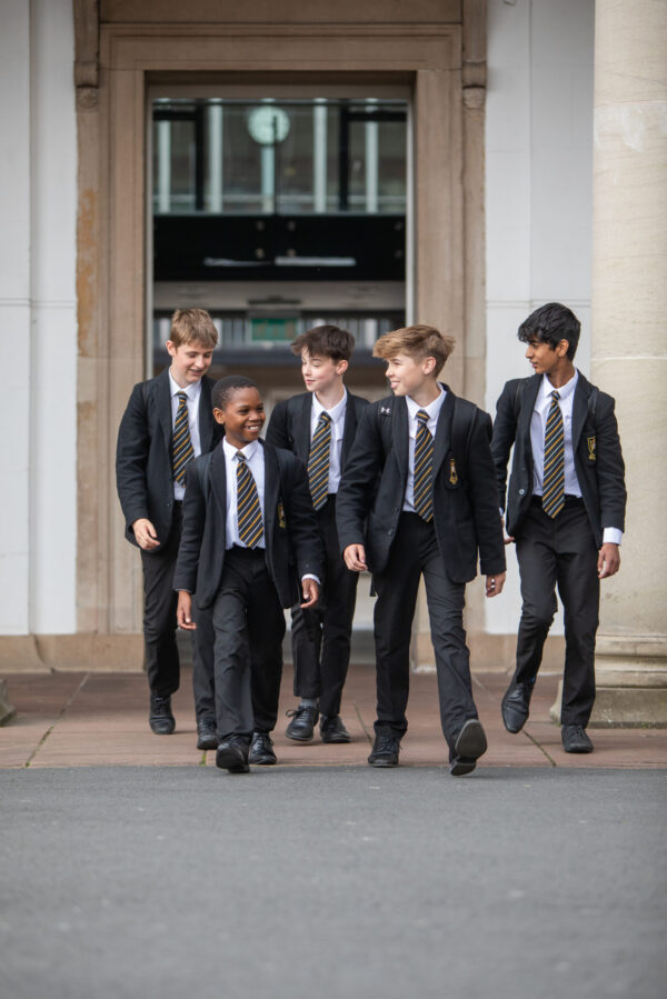 Years 9-12 & 6th Form | The Royal Belfast Academical Institution